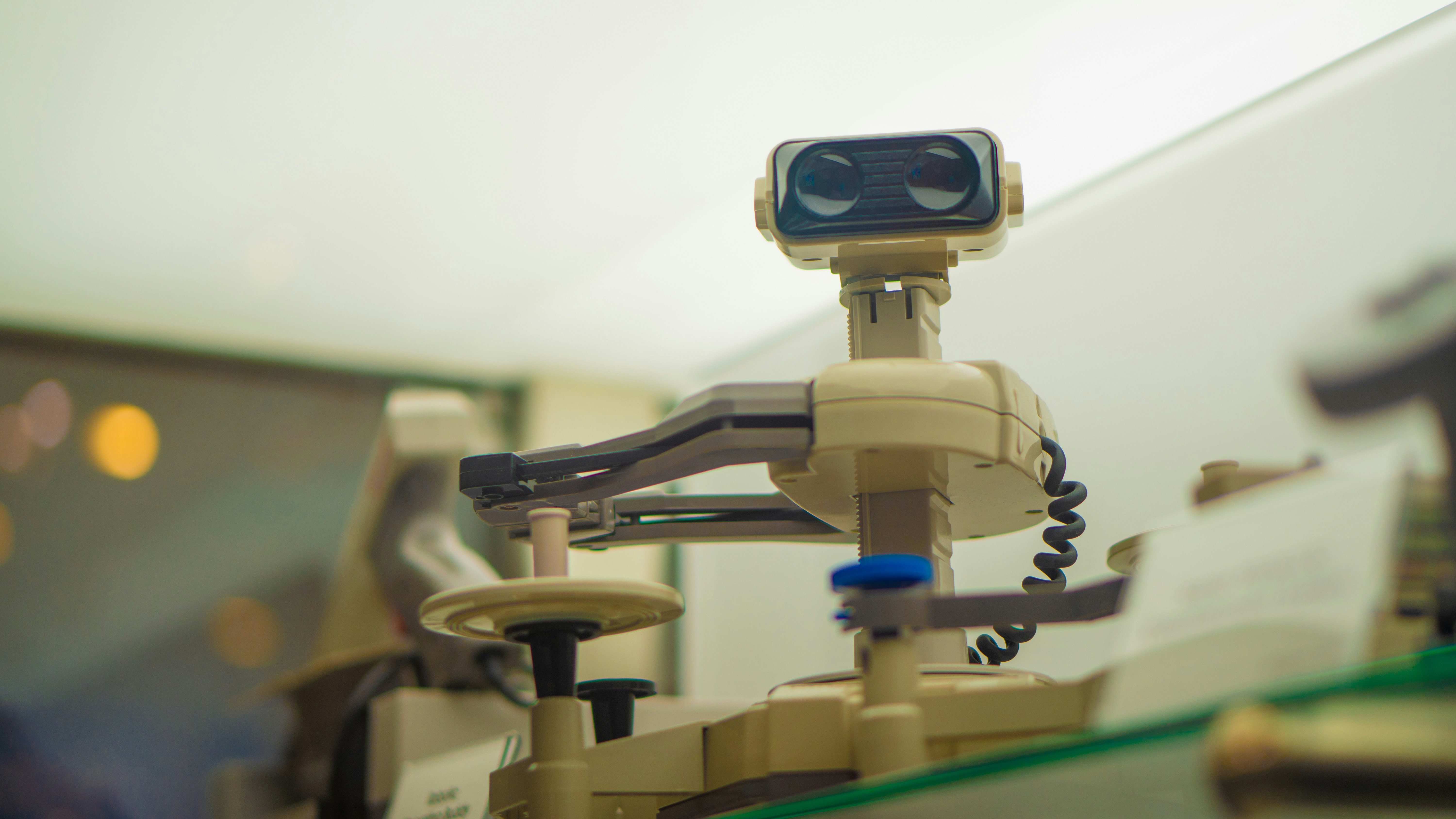 10 Best Coding Robots for the Classroom to Inspire Young Innovators 🤖 ...